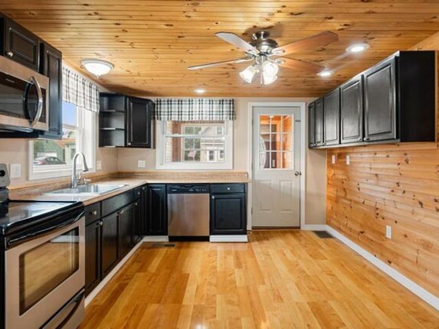 School St, Sheldon, Home For Sale