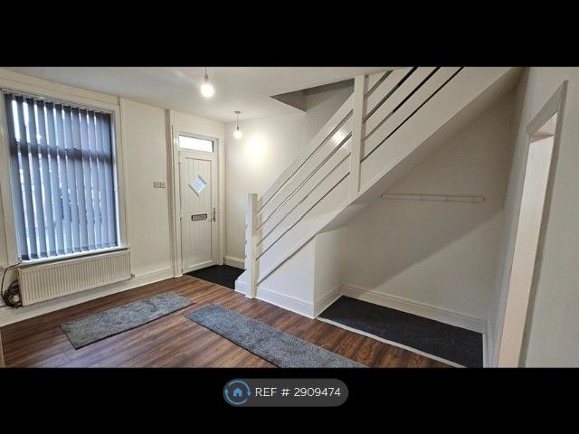 School St, Preston PR5, 2 bed terraced house to rent, £875 pcm | PrimeLocation