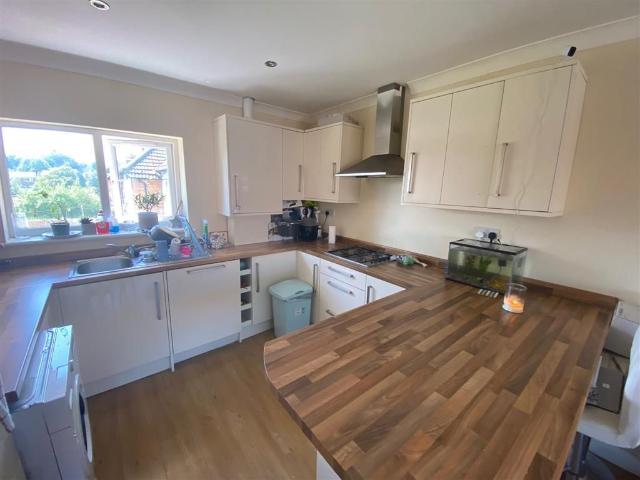 School Road, Yardley Wood, Birmingham B14, 2 bed flat to rent, £1,100 pcm | PrimeLocation