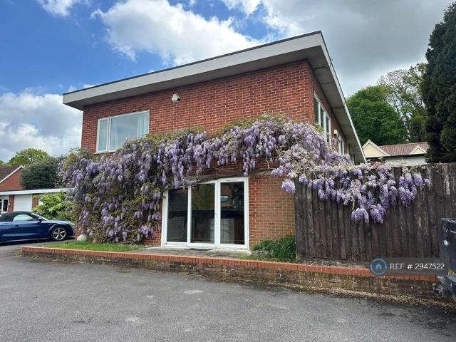 School Road, Coddenham, IP6 5 bed detached house to rent £2,750 pcm £635 pw