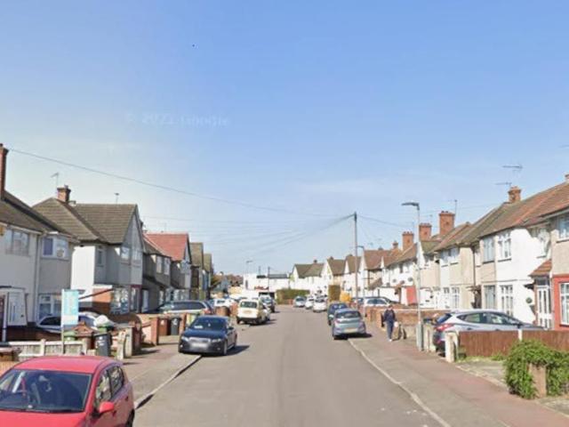 School Road, Dagenham, Essex, Essex RM10, 4 bed detached house to rent, £2,470 pcm | PrimeLocation