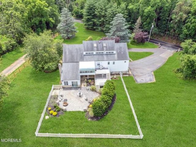School Rd E, Marlboro, Home For Sale