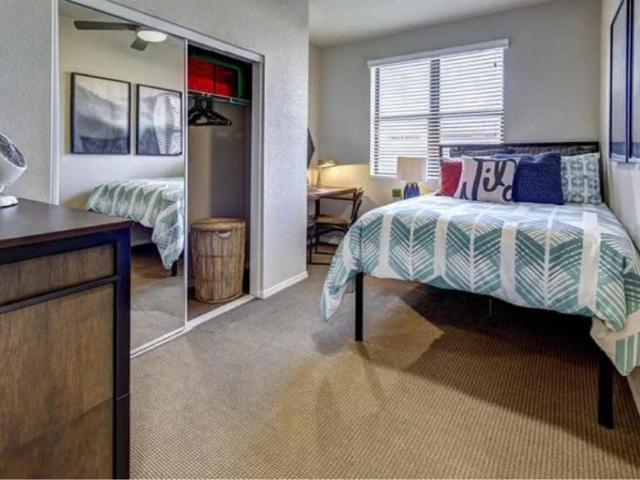 School year lease Hilltop