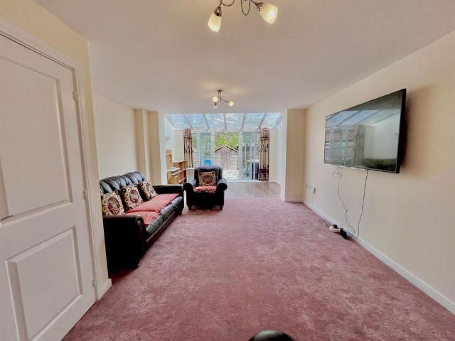 Schoolgate Drive, Morden