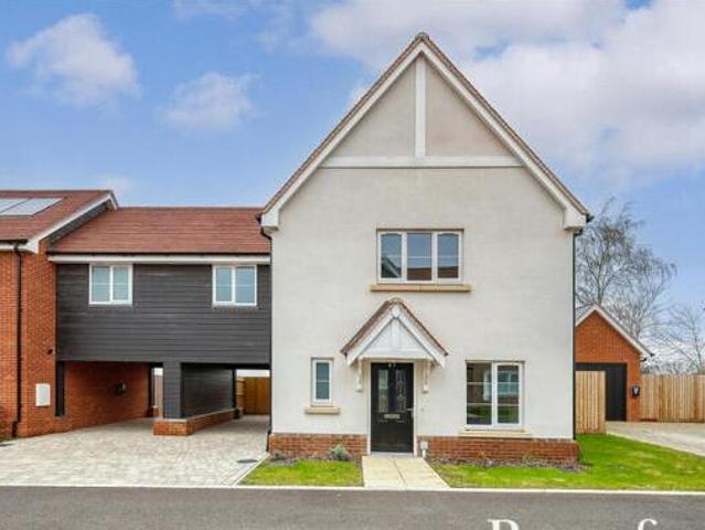 Scholars Close, Felsted, 3 Bedroom Link