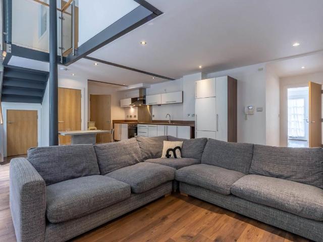 Scholars Gate, Severn Street B1, 2 bed flat to rent, £1,525 pcm | PrimeLocation