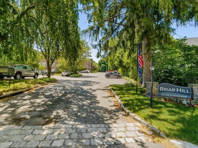 Schrade Rd Apt E, Briarcliff Manor, Property For Sale