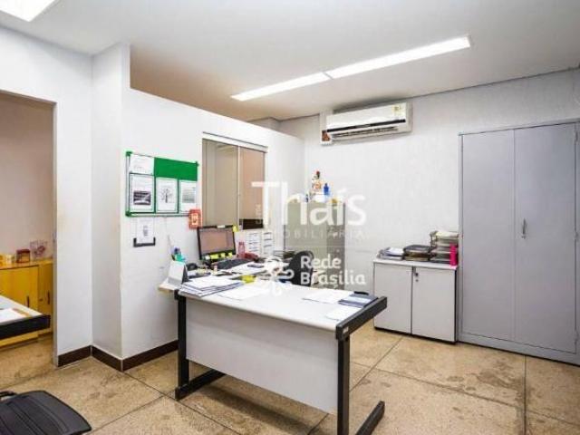SCIA 15 | Galpão com loja 4 salas banheiro privativo 7 vagas Zona Industrial Guará
