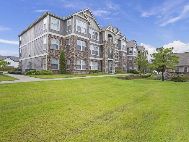 Scissortail Crossing 2 Bedroom Apartment for Rent at 2800 N 23rd St, Broken Arrow, OK 74014