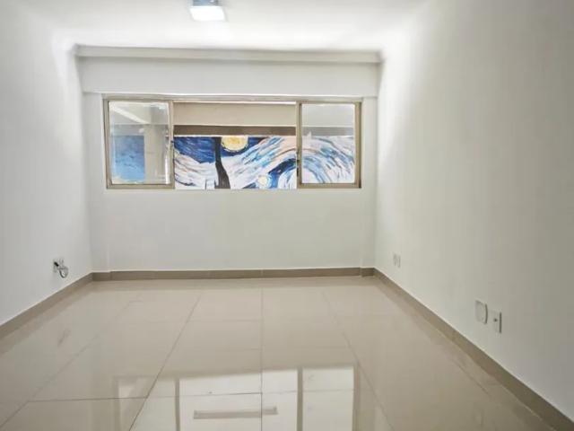 SCLN 305 BLOCO B | SALA VÃO LIVRE | VERSÁTIL | EXCELENTE ILUMINAÇÃO NATURAL