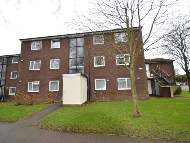 Scrubbitts Square, Radlett, Hertfordshire WD7, 2 bed flat to rent, £1,550 pcm | PrimeLocation