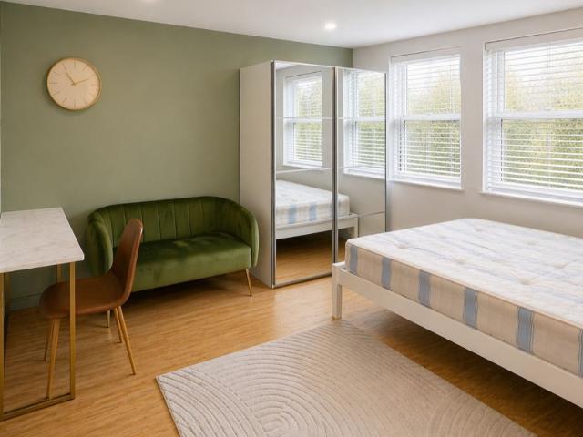 Scrubs Lane, Willesden Junction / North Kensington W10, Studio to rent, £1,400 pcm | PrimeLocation