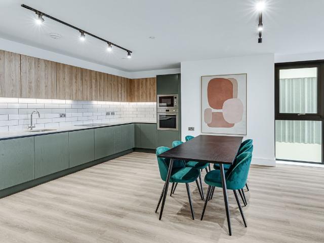 Scrubs Lane, London NW10, 3 bed flat to rent, £3,255 pcm | PrimeLocation