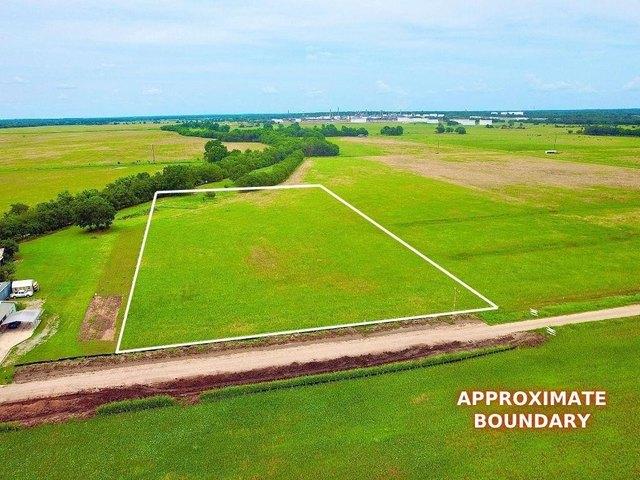 Scruggs Rd, Wynnewood, OK 73098