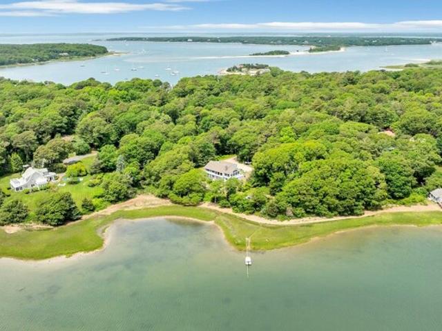 Scraggy Neck Rd, Cataumet, Home For Sale