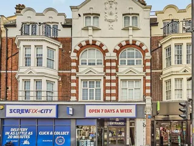Screwfix, 367 369 Walworth Road, Southwark, SE17 2AL, United Kingdom | 1 bed house for rent #167884756 | Rentberry