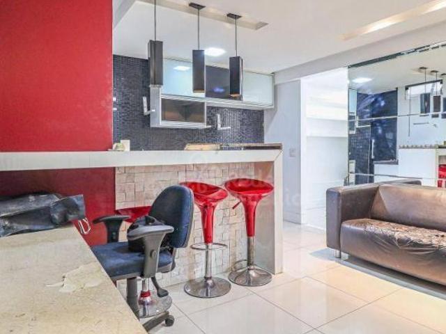 SCRN 710 Apartamento reformado com 2 quartos à venda, Asa Norte, DF