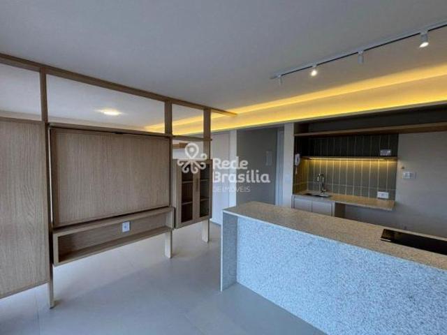 SCRn 716 Bloco G Asa Norte Apartamento de 1 quarto reformado nascente andar alto prédio co
