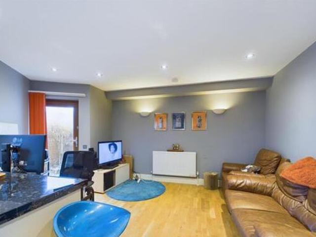 Scrooby Street, London, 1 Bedroom Flat