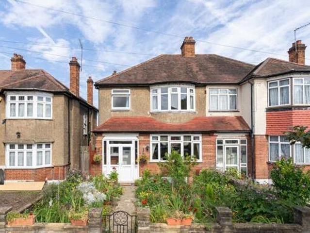 Scutari Road, East Dulwich, 3 Bedroom Semi detached