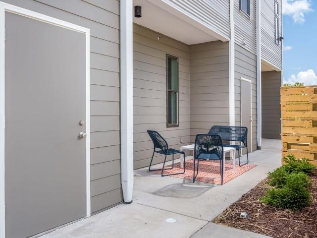 Sculpture Flats 1 Bedroom Apartment for Rent at 1149 E Main St, Chattanooga, TN 37408 Bushtown Highland Park