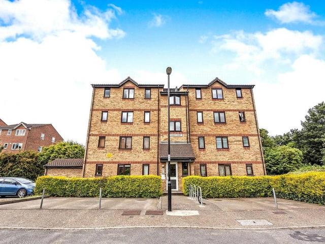 Samuel Close, London SE14 1 bed flat to rent £1,425 pcm £329 pw