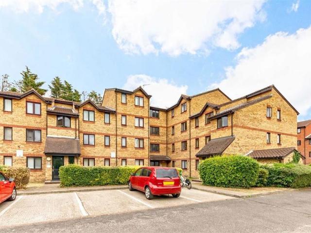 Samuel Close, London SE14 1 bed flat to rent £1,600 pcm £369 pw