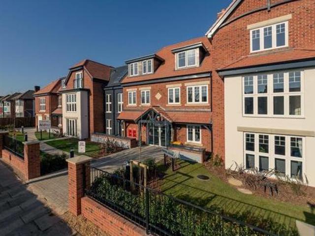 Samuel House, Westpole Avenue, 2 Bedroom Apartment