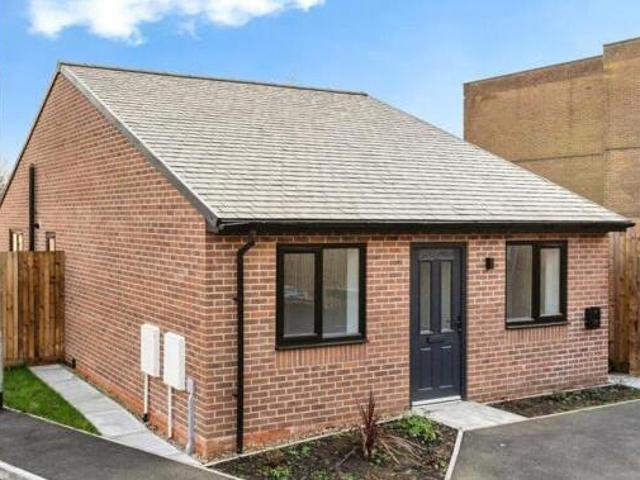 Samuel Street, Atherton, 2 Bedroom Detached