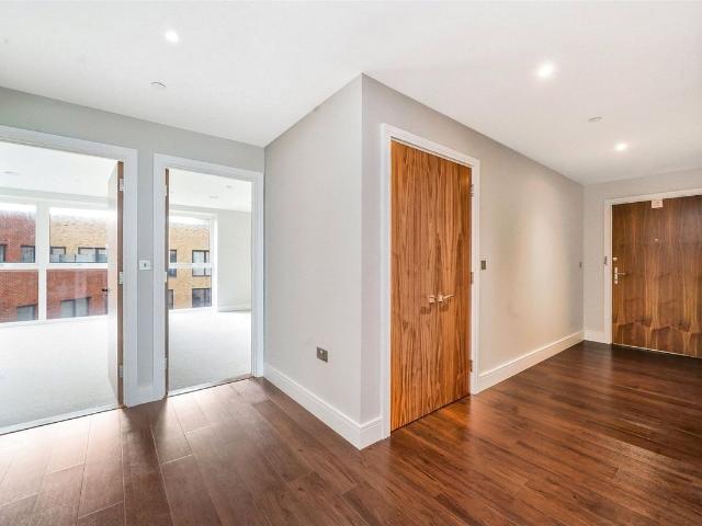 Samuelson House, Bridge Road, Southall, Uxbridge UB2, 2 bed flat to rent, £1,950 pcm | PrimeLocation