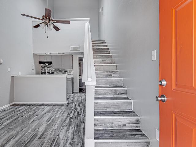 Sam Maverick Apartments 1 Bedroom Apartment for Rent at 711 Grand Ct, Arlington, TX 76013