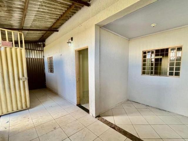 Samambaia, casa, 3 quartos, 2 vagas, QR 210