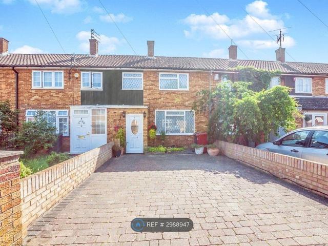 Sampsons Green, Slough SL2, 3 bed terraced house to rent, £2,100 pcm | PrimeLocation
