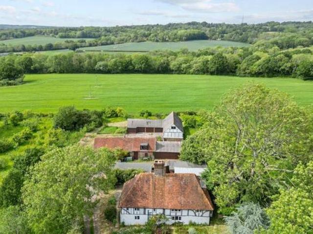 Sampsons Lane, Crowhurst, 4 Bedroom Detached