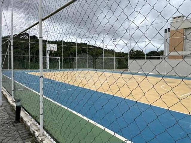 Santa Cândida Sobrado Triplex em condominio com 3 quartos sendo 1 suite 2 vagas 161 m²