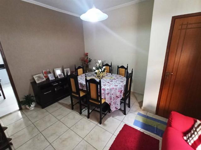 Santa Catarina / JF Apto Tipo Casa 2/4 Ótimo Tamanho Excelente Localização Área Externa