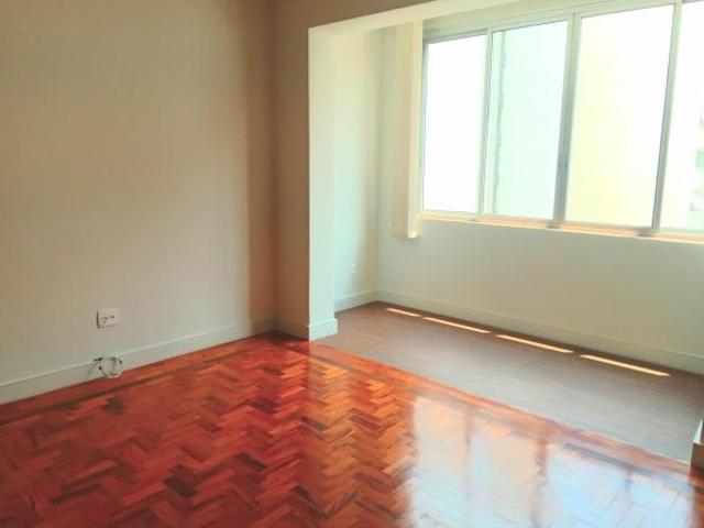 SANTA CECILIA ! AMPLO 3 DORMITORIOS COM VAGA E DEPOSITO