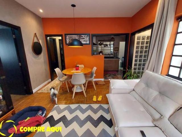 Santa Cecília | Reformado | 2 Quartos | 54 m² | Vaga para Moto