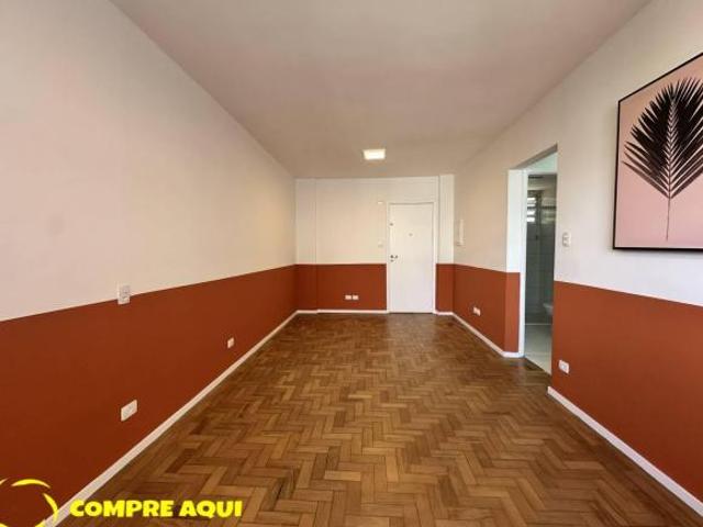 Santa Cecilia | Reformado | 32 m² | Andar Alto | 1 Vaga