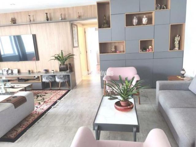 SANTA CECÍLIA 126M², 2 DORMITÓRIOS / 2 SUÍTES