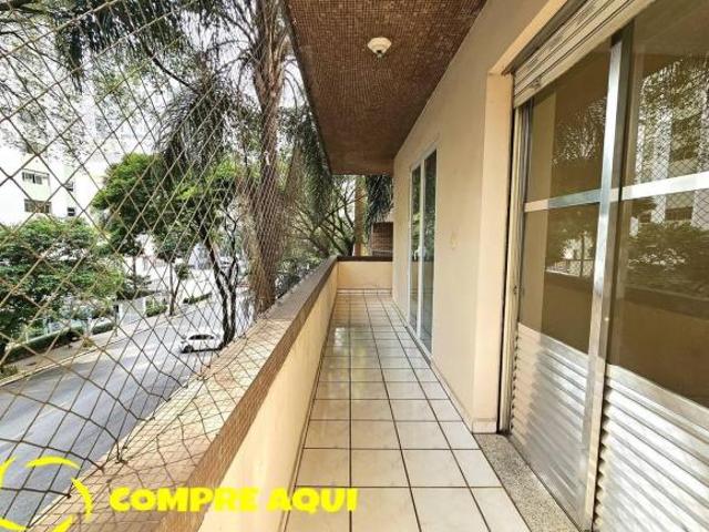 Santa Cecília | 128 m² | 2 dormitórios | Varanda | Terraço