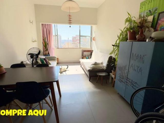 Santa Cecília | 1 Dormitório | 62 metros | Reformado | Metrô Marechal