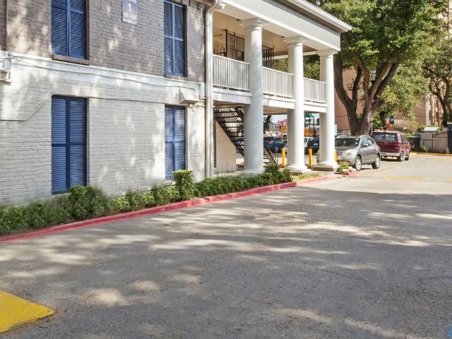 Santa Clara 3 Bedroom Apartment for Rent at 6200 Marinette Dr, Houston, TX 77036 Sharpstown