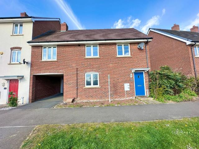 Santa Cruz Avenue, Bletchley, MK3 2 bed flat to rent £1,195 pcm £276 pw