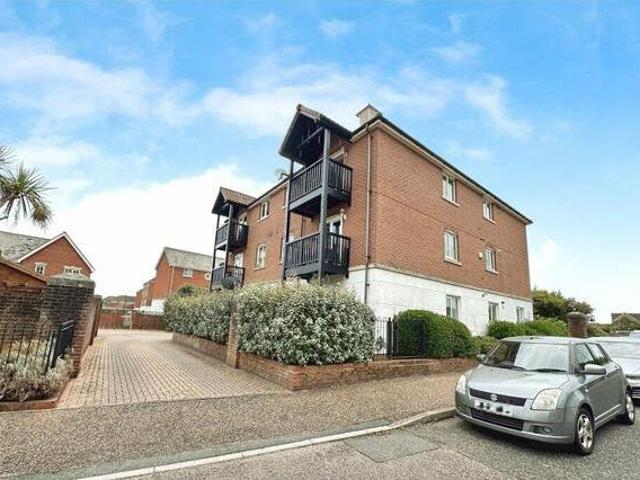 Santa Cruz Drive, Eastbourne, 3 Bedroom Apartment
