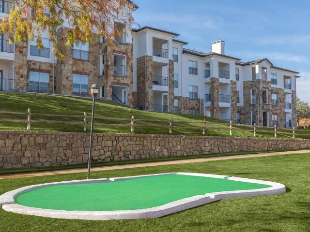 Santa Fe Ranch Apartments 1 Bedroom Apartment for Rent at 8203 Ranchview Dr, Irving, TX 75063 Valley Ranch