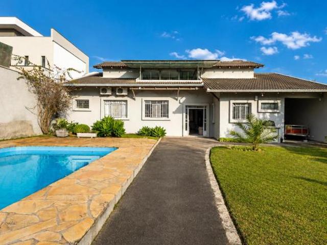 Santa Felicidades Casa ampla com 4 quartos piscina edÍcula 266M2