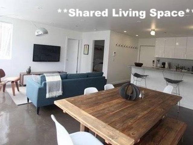 Santa Monica CA 90403 57110449