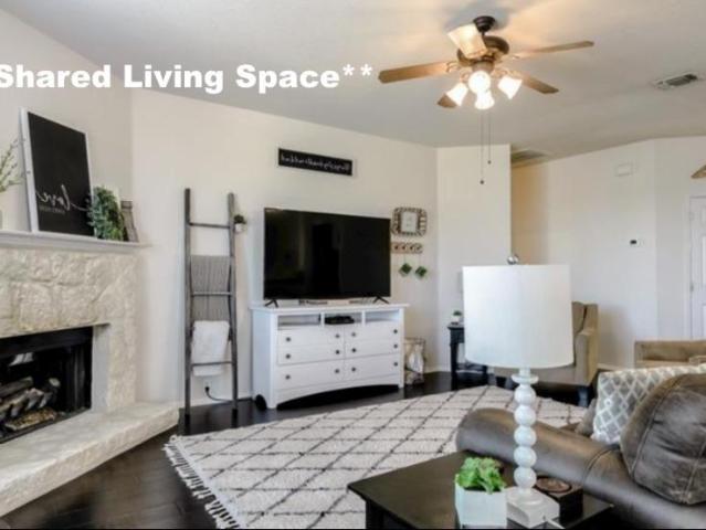 Santa Monica CA 90404 69385135