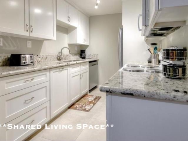 Santa Monica CA 90405 57110376